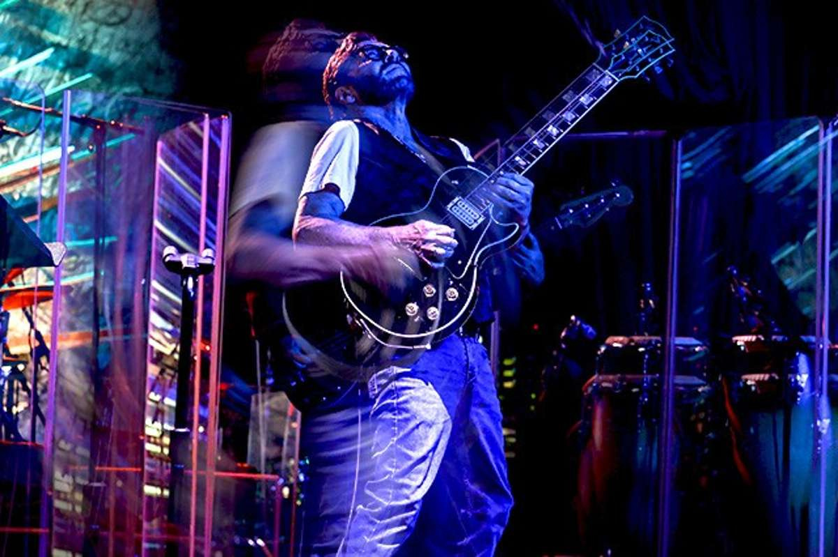 Al Di Meola: The Guitarchitect Featuring Electric Band | Cary Hall